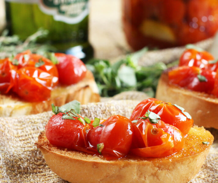 Party Tomato Toasts Recipe – Easy Party Appetizers | Bertolli
